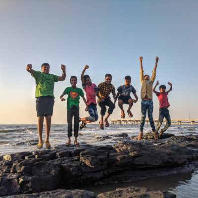 Snapshot Quest - Scavenger Hunt Photography Competition Party Game